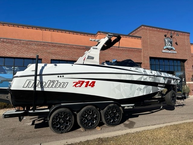 Pre-Owned, Used Inboard Boats For Sale | Malibu & Axis Boats